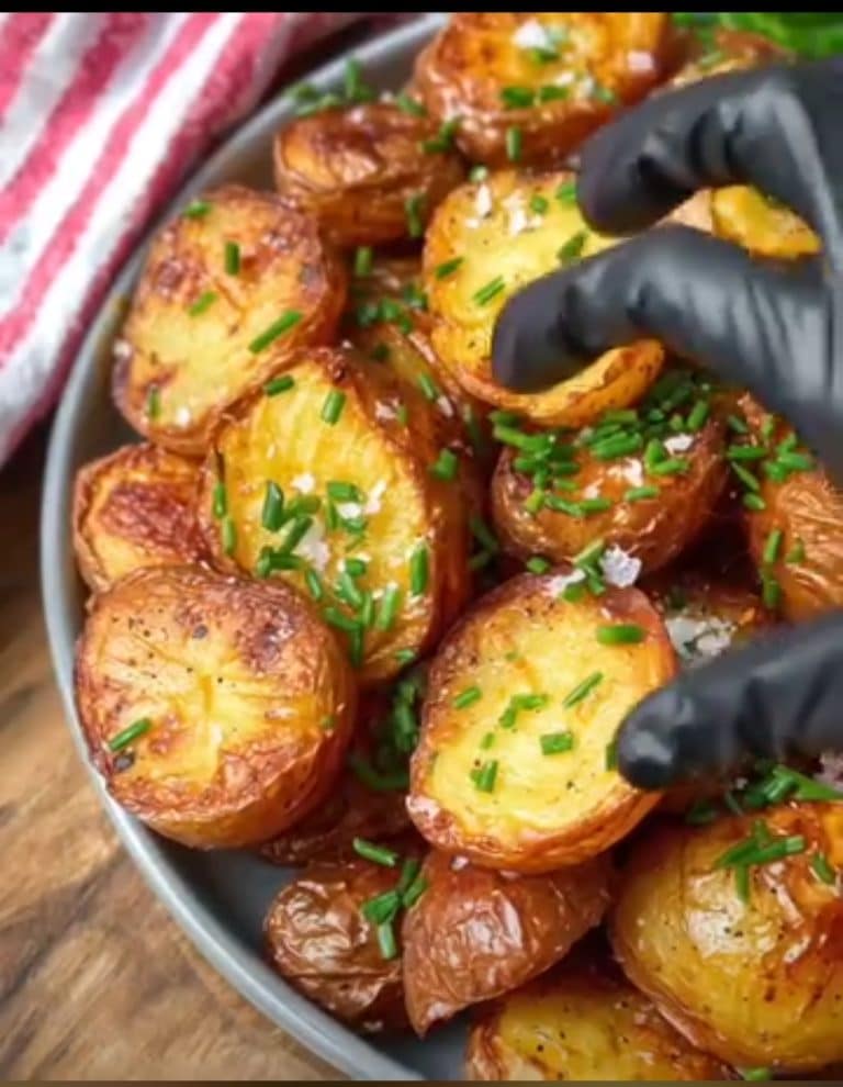 Crispy Salt & Vinegar Roasted Potatoes – Garden Tricks